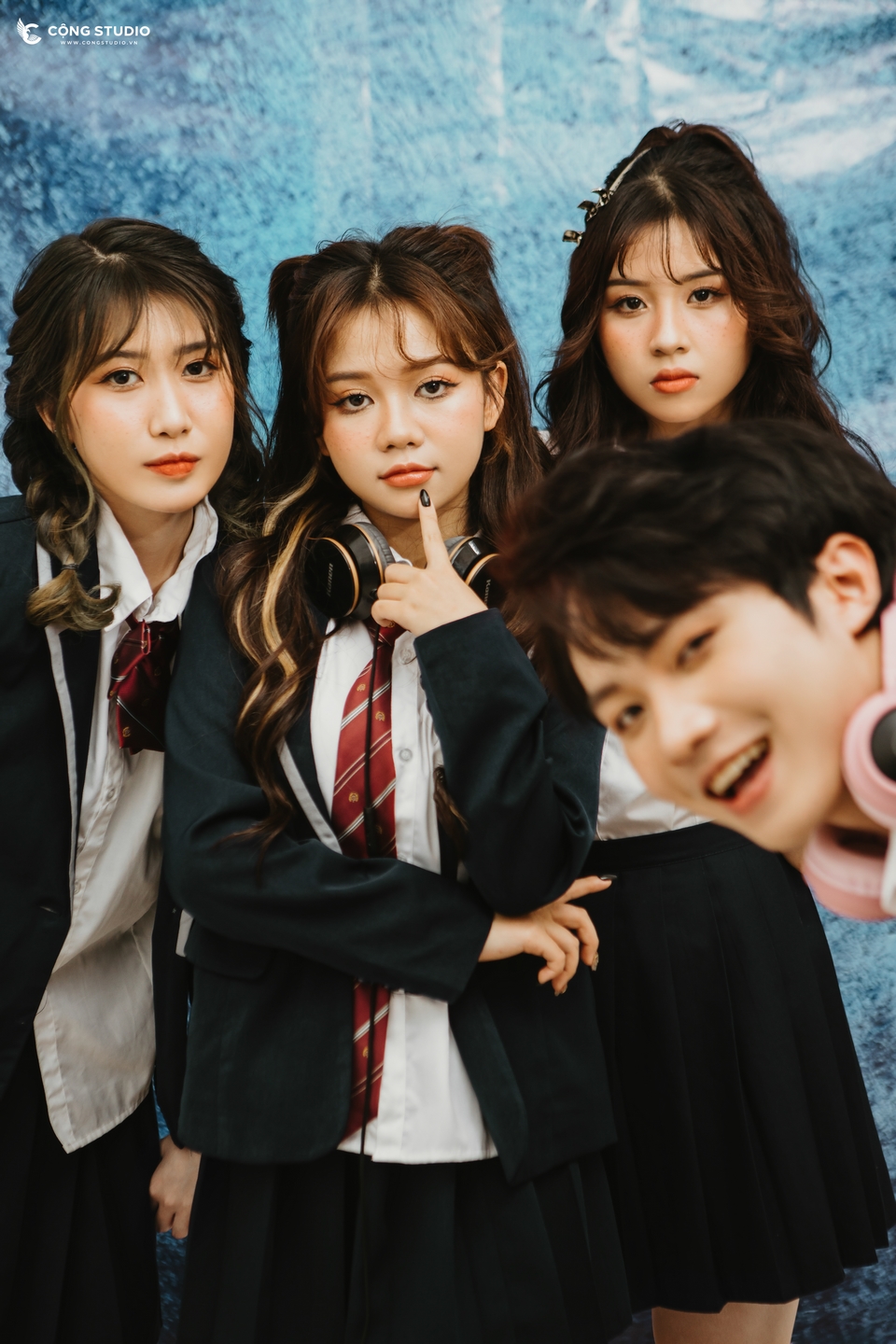 Chụp Ảnh Kỷ Yếu thời thượng concept American Core|Cộng Studio