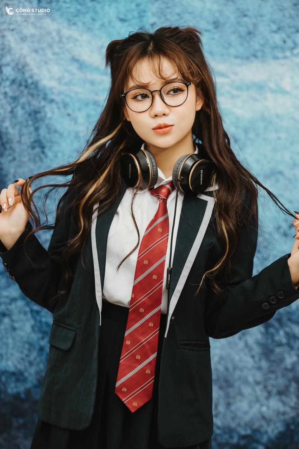 Chụp Ảnh Kỷ Yếu thời thượng concept American Core|Cộng Studio